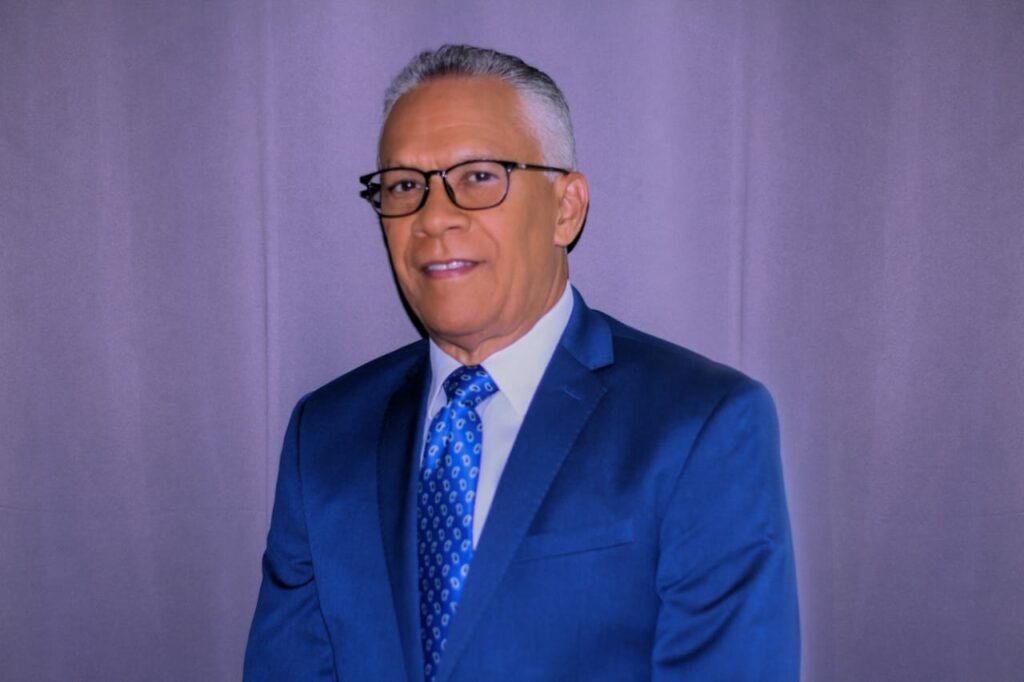 dr-angel-almanzar-psiquiatra-y-psicologo - DominicanaSolidaria.org